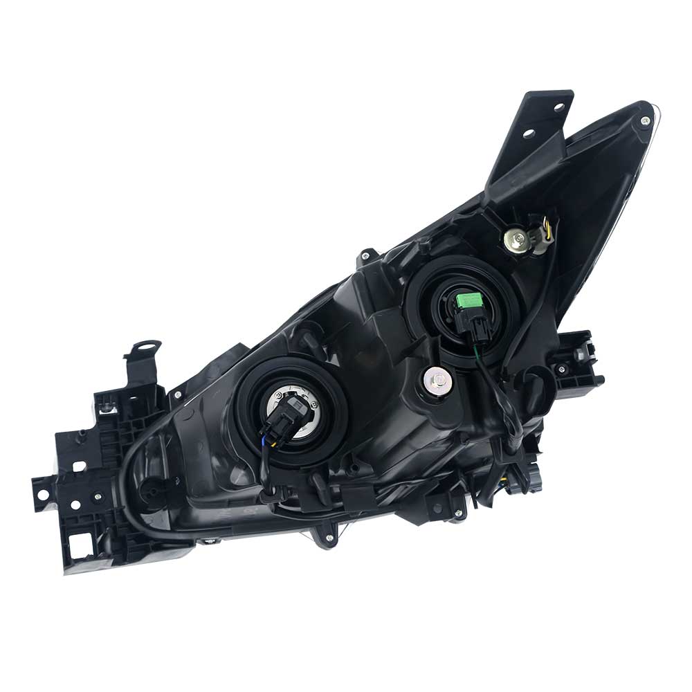 FAROLA DERECHA MAZDA 3 SKYACTIV - iasociadas